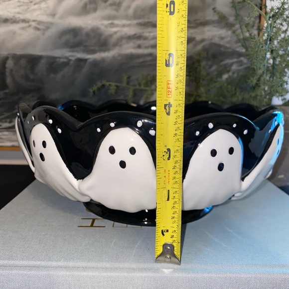 Holiday | Ceramic Scalloped Ghost Footed Bowl Halloween Home Decor ...